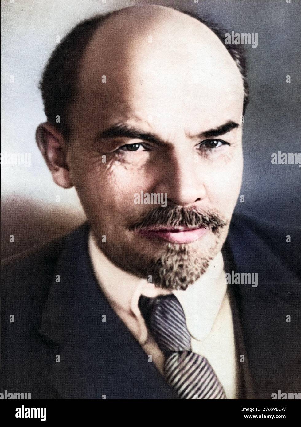 VLADIMIR LENIN (1870-1924) Russian revolutionary about 1920 Stock Photo ...