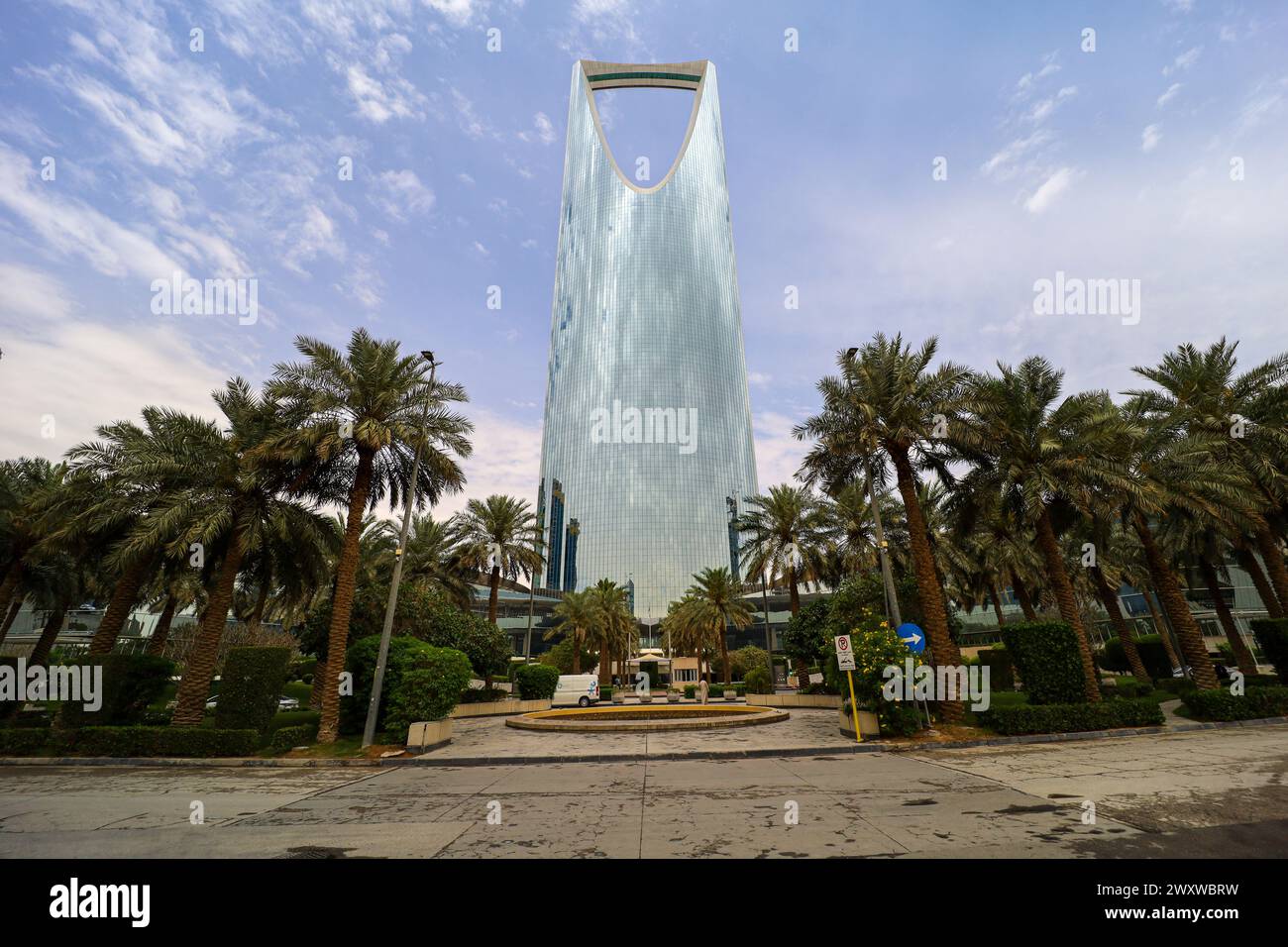 King fahd road riyadh saudi arabia hi-res stock photography and images - Alamy