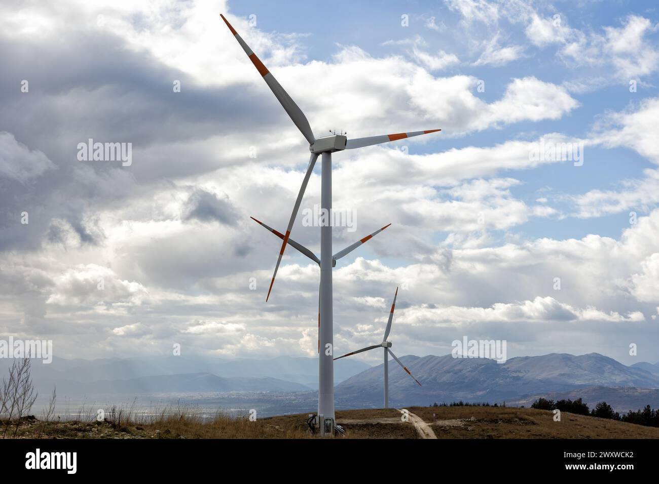 Windmillu hi-res stock photography and images - Alamy