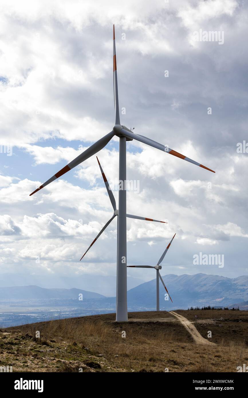 Windmillu hi-res stock photography and images - Alamy