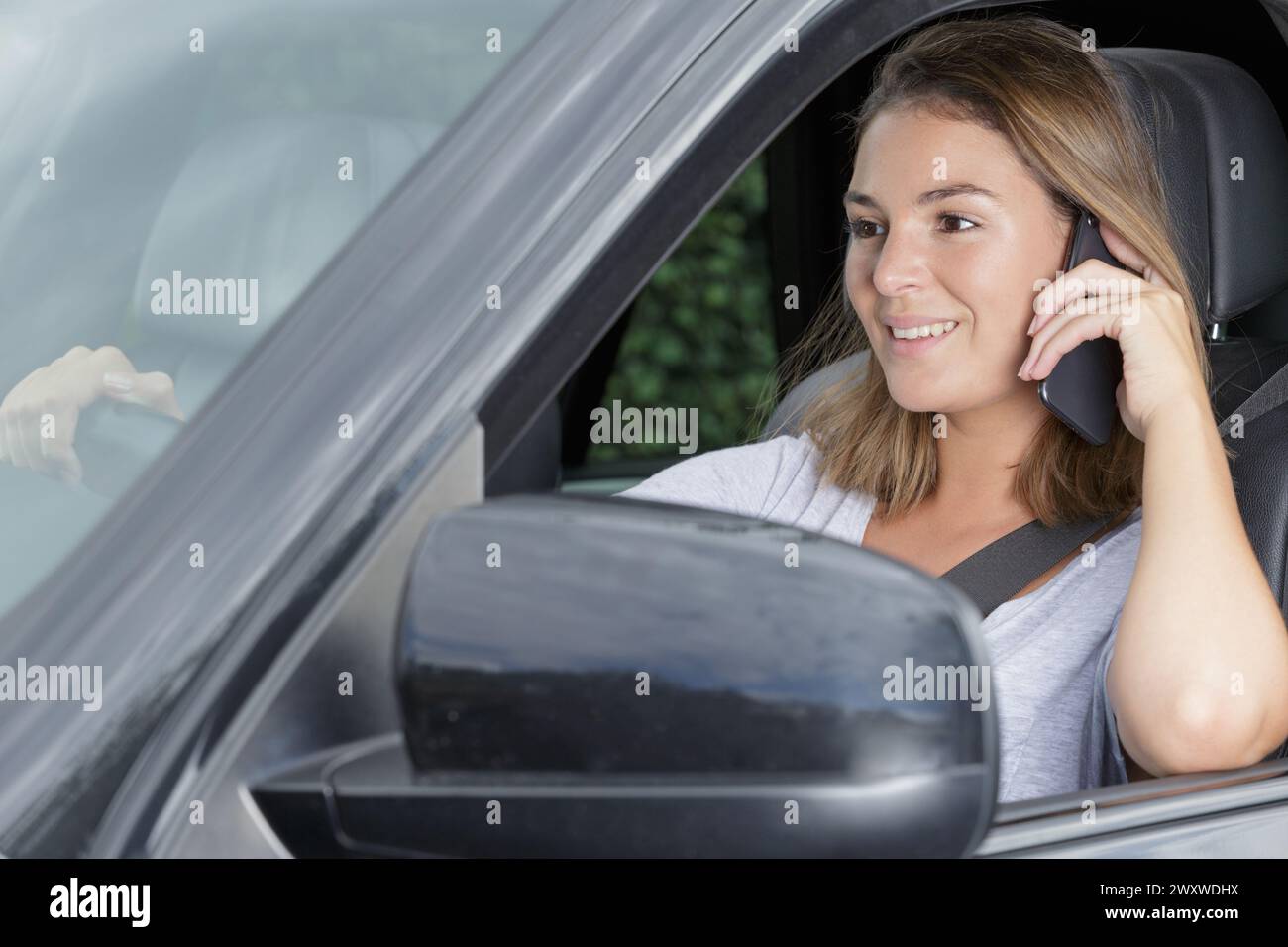 Saudi woman car driver hi-res stock photography and images - Alamy