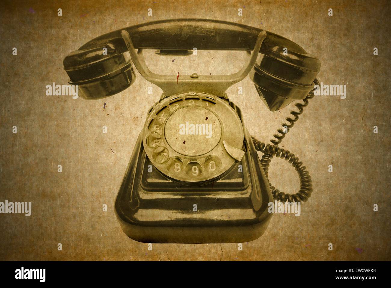Vintage earphone hi-res stock photography and images - Alamy