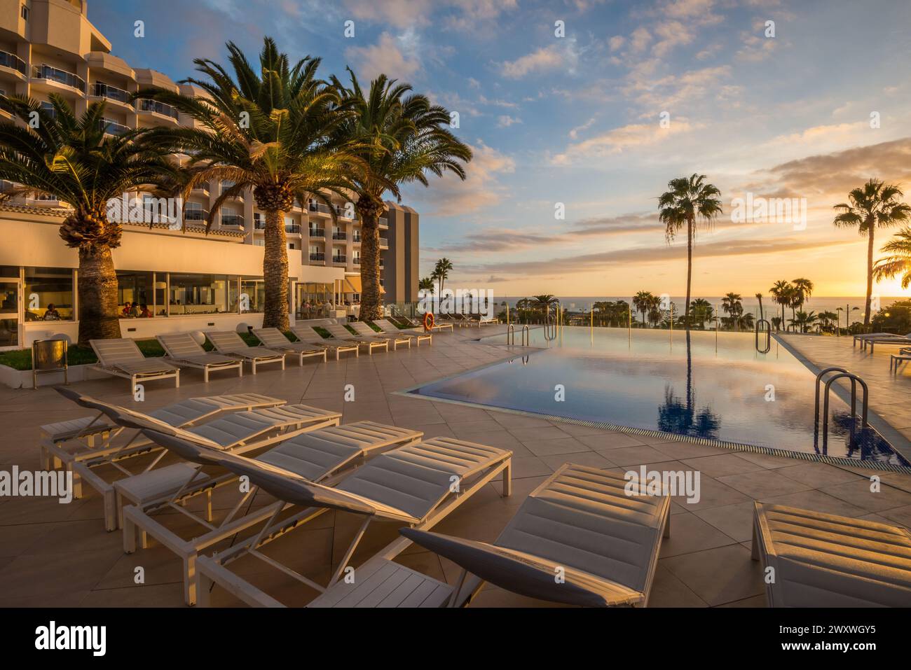 Canary island tourist resort hi-res stock photography and images - Alamy