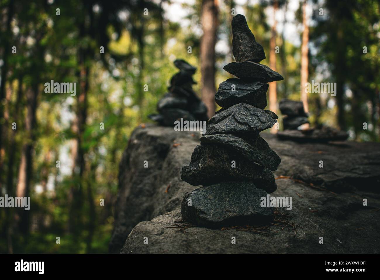 Stone stacks hi-res stock photography and images - Alamy