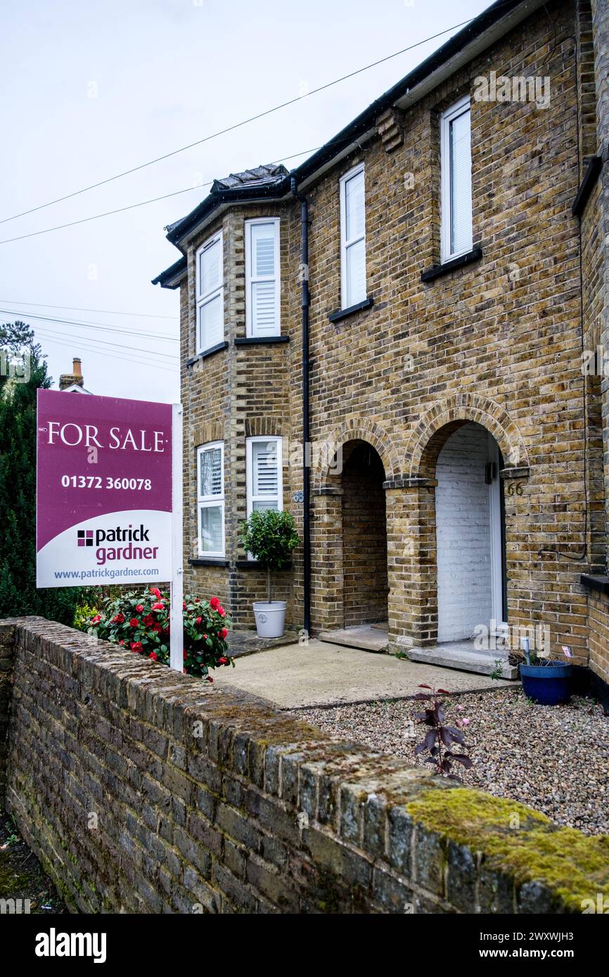 Leatherhead Surrey, UK, April 02 2024, Residential Terraced Family ...