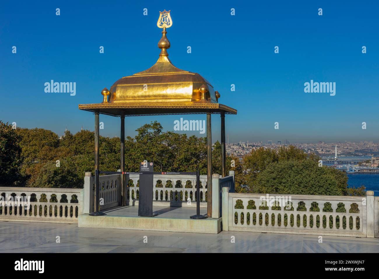 Topkapi palace terrace istanbul turkey hi-res stock photography and ...