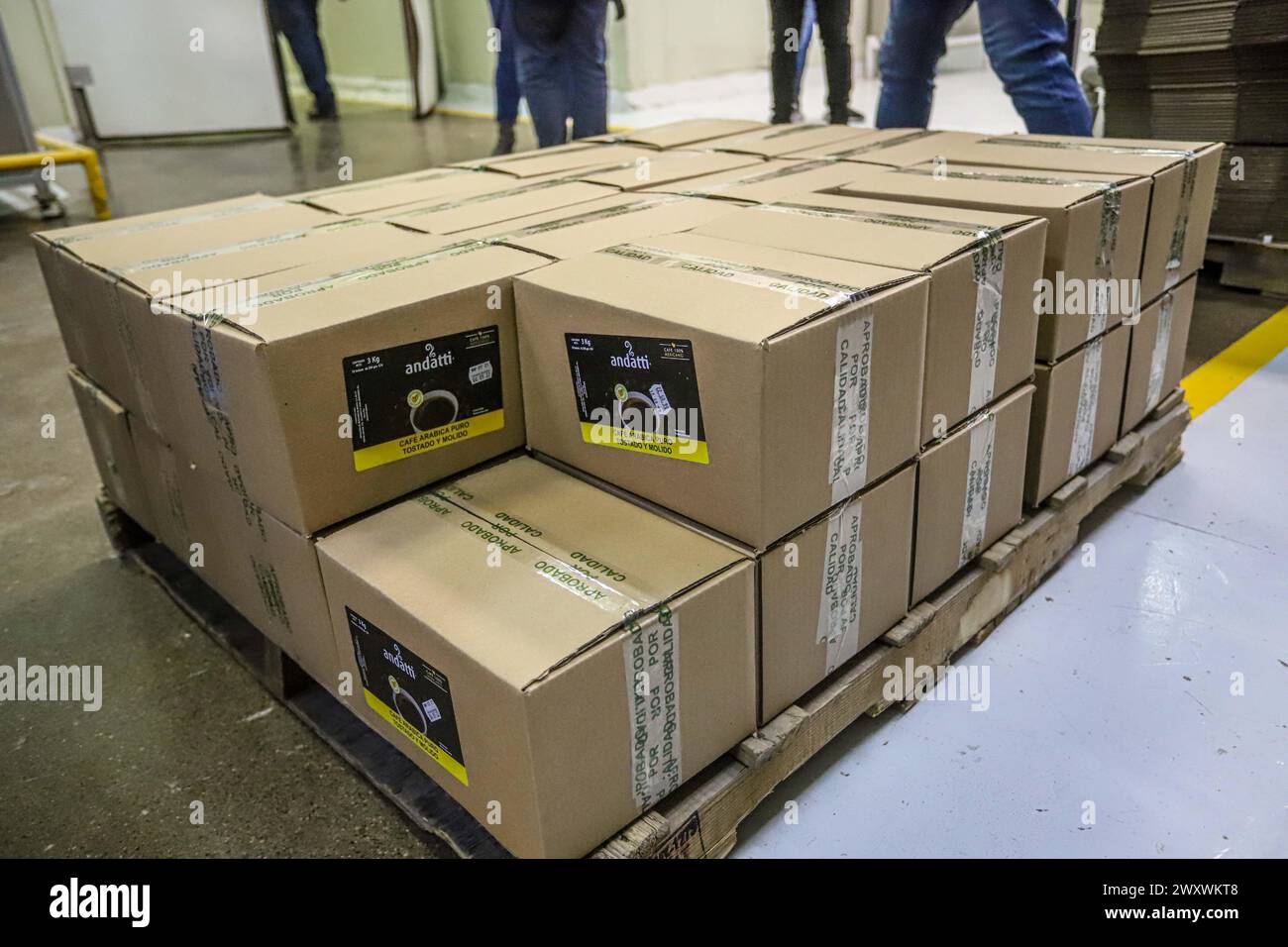 coffee manufacturing plant, industrialized roasted coffee production ...