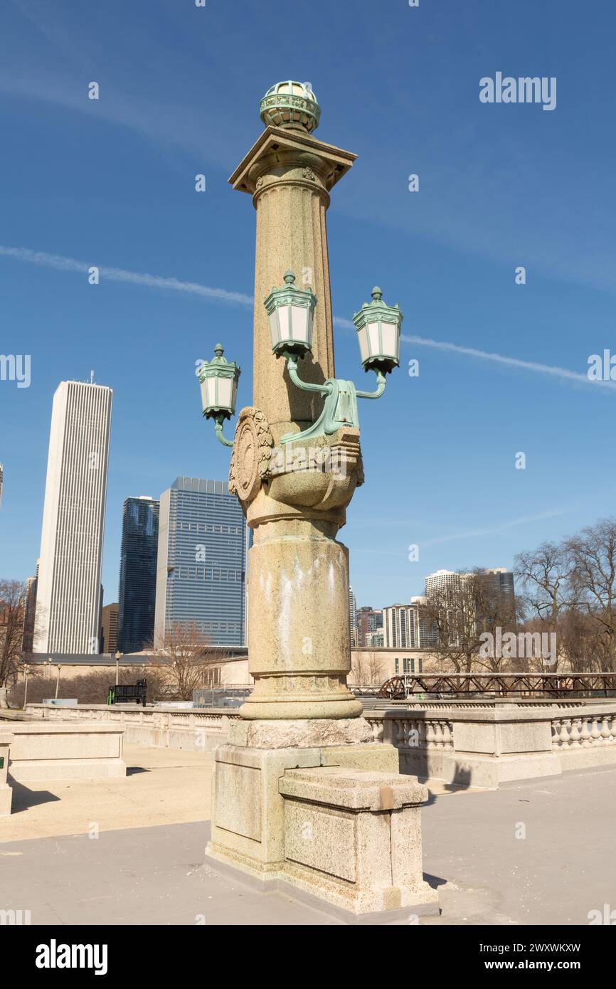 Chicago electric pole hi-res stock photography and images - Alamy