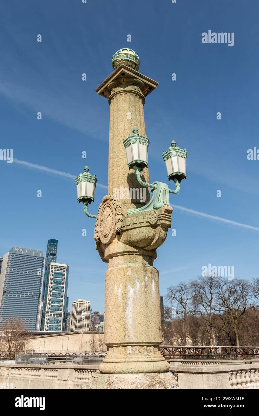 Chicago electric pole hi-res stock photography and images - Alamy