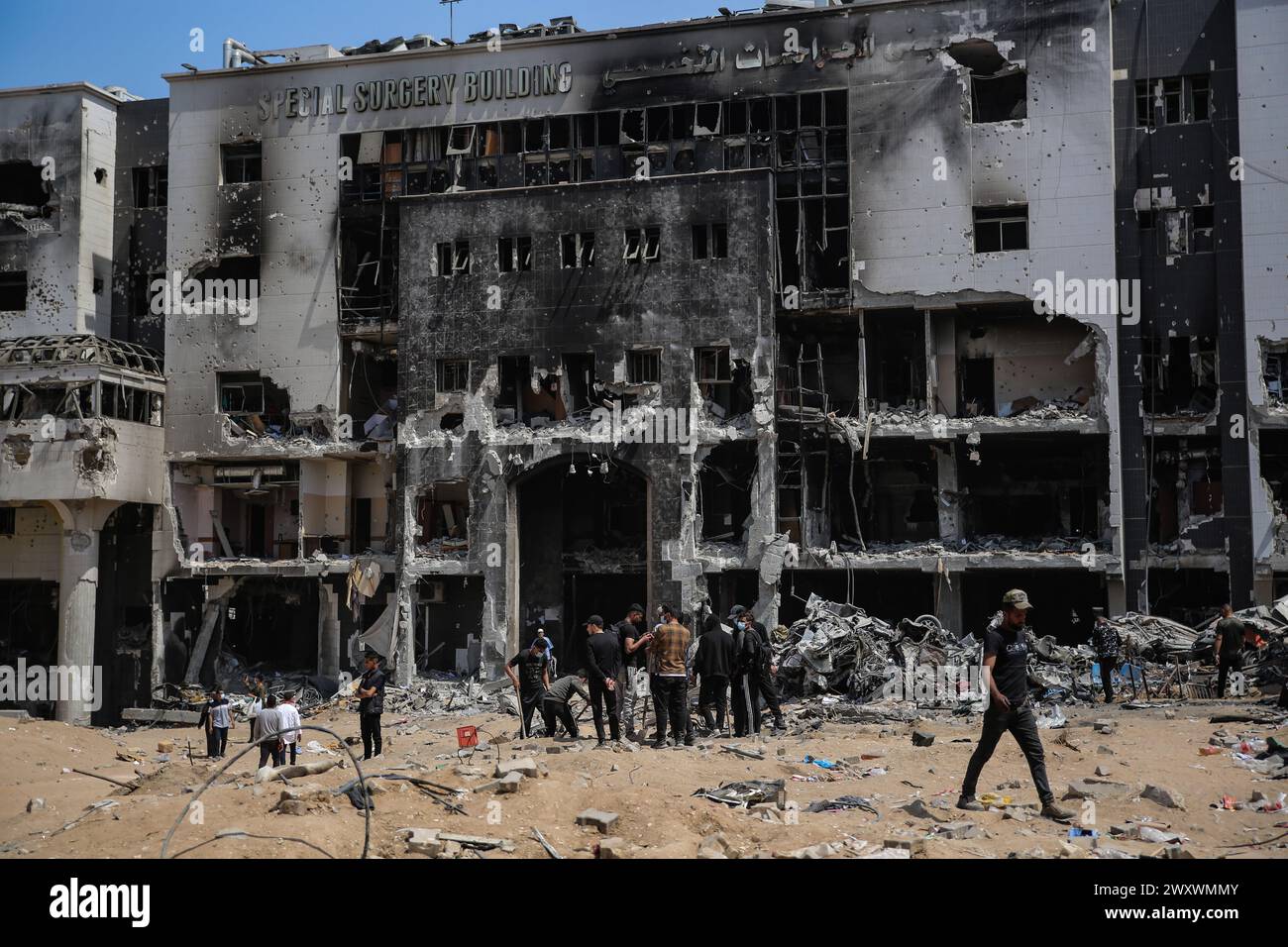 Gaza City, Palestinian Territories. 02nd Apr, 2024. Palestinians ...