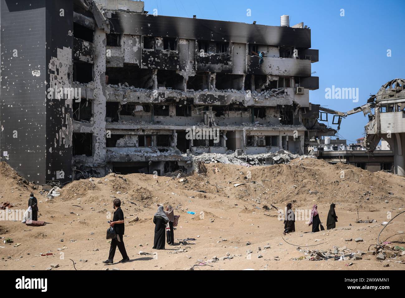 Gaza City, Palestinian Territories. 02nd Apr, 2024. Palestinians ...