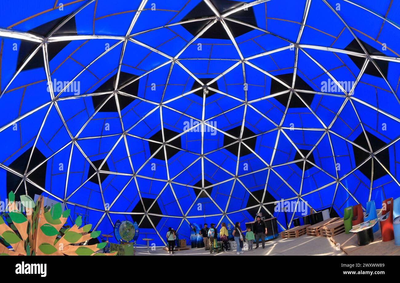 Bogota, Colombia. 24-01-2024. Tourist visit a bluehouse dome in the ...
