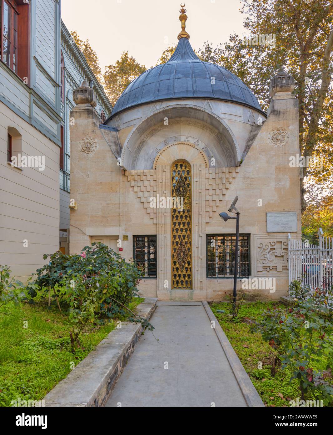 Tomb of Seyh Zafir, 1906, Istanbul, Turkey Stock Photo - Alamy