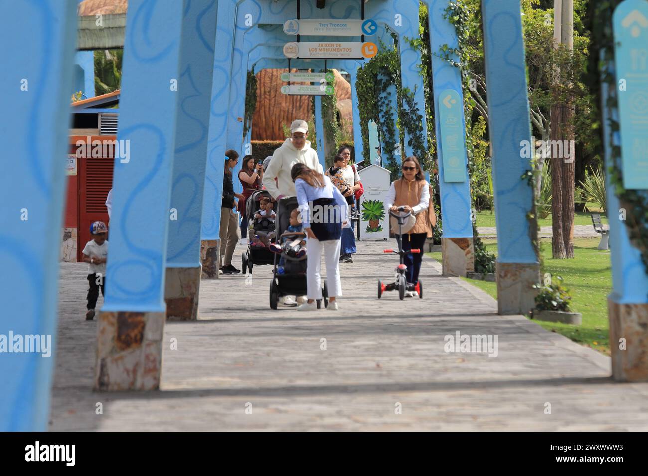 Bogota, Colombia. 24-01-2024. Tourist visit the ecological park Jaime ...