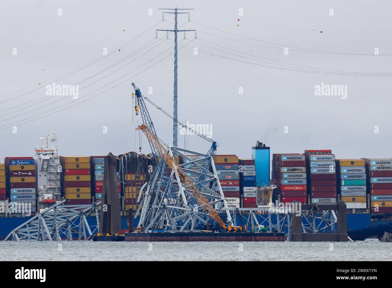 Salvage work continues on the collapsed Francis Scott Key Bridge ...
