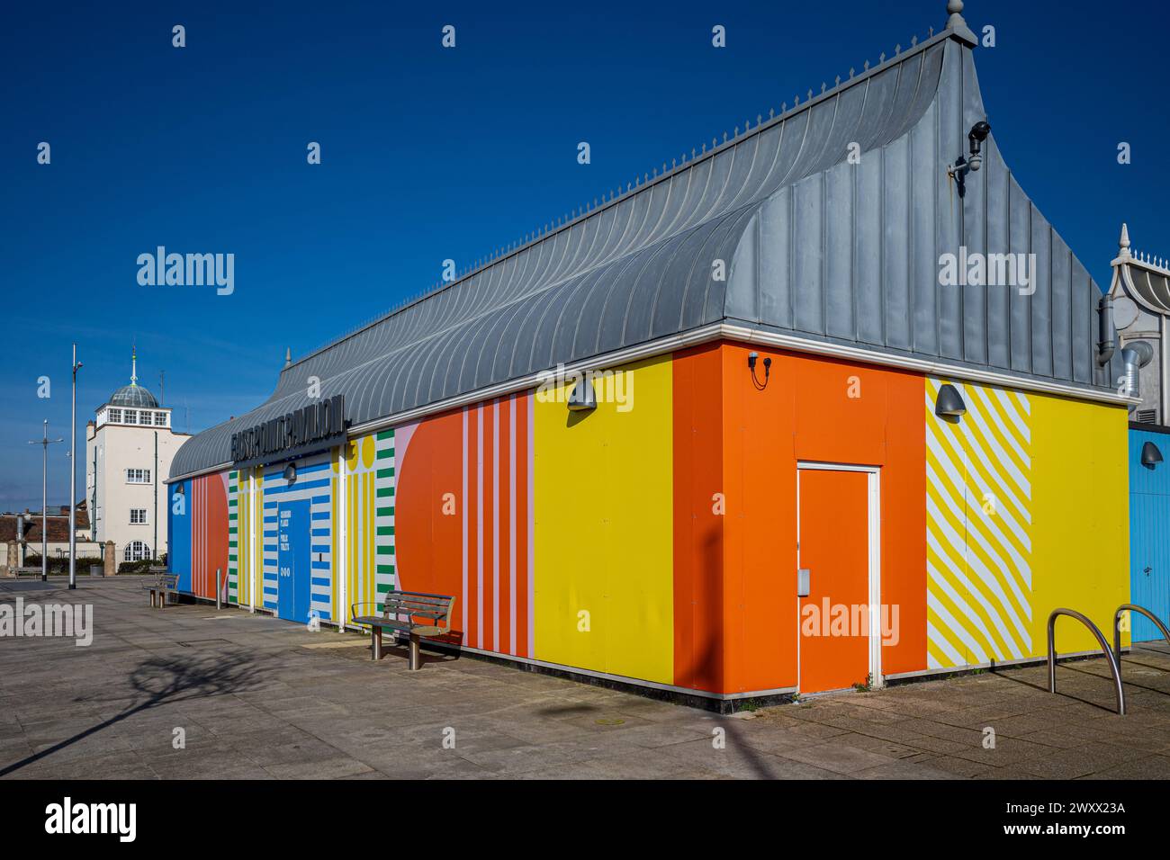 Lowestoft pavillion hi-res stock photography and images - Alamy