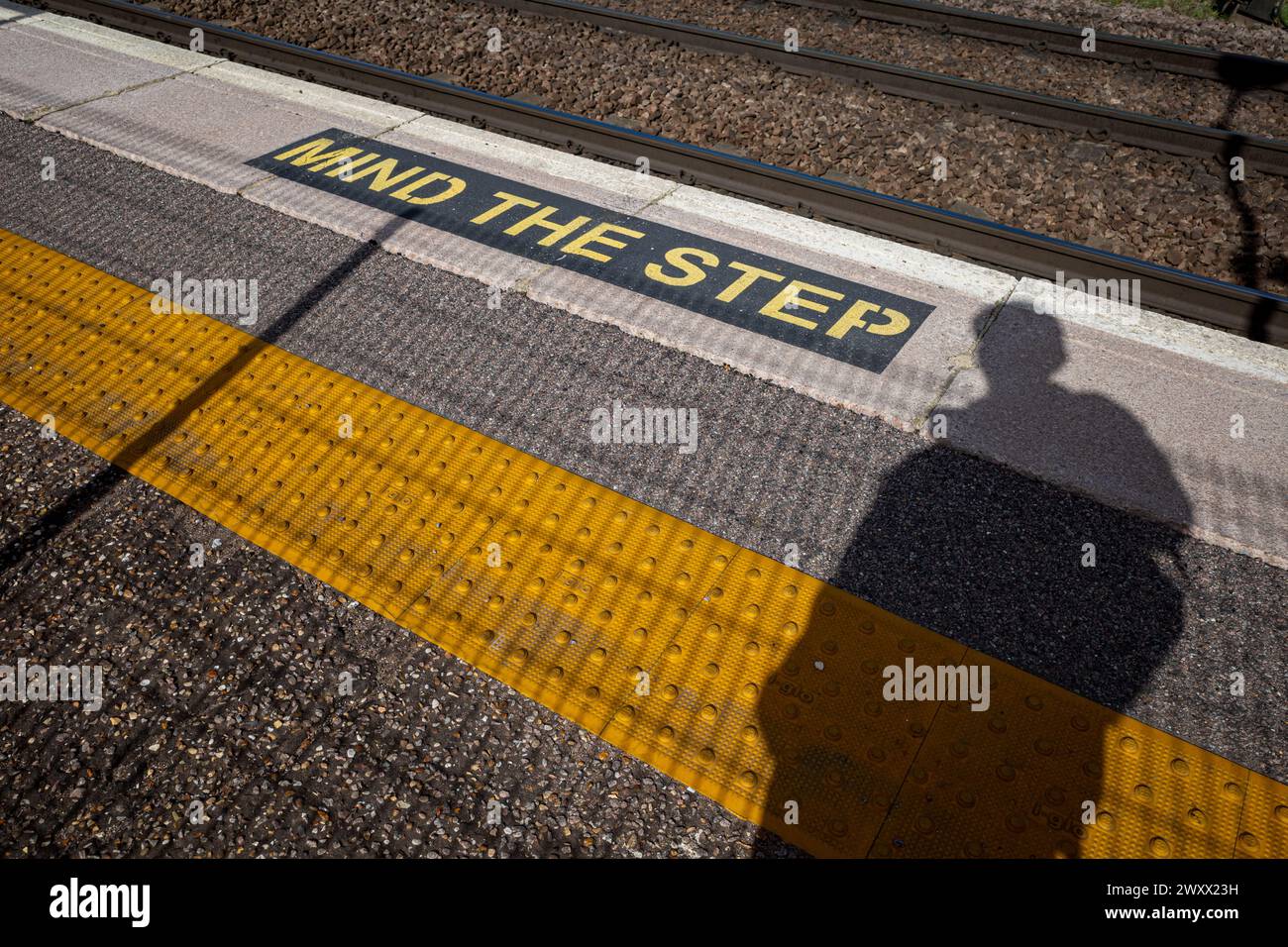 Mind The Step Sign on a British Railway Station Platform. Railway ...