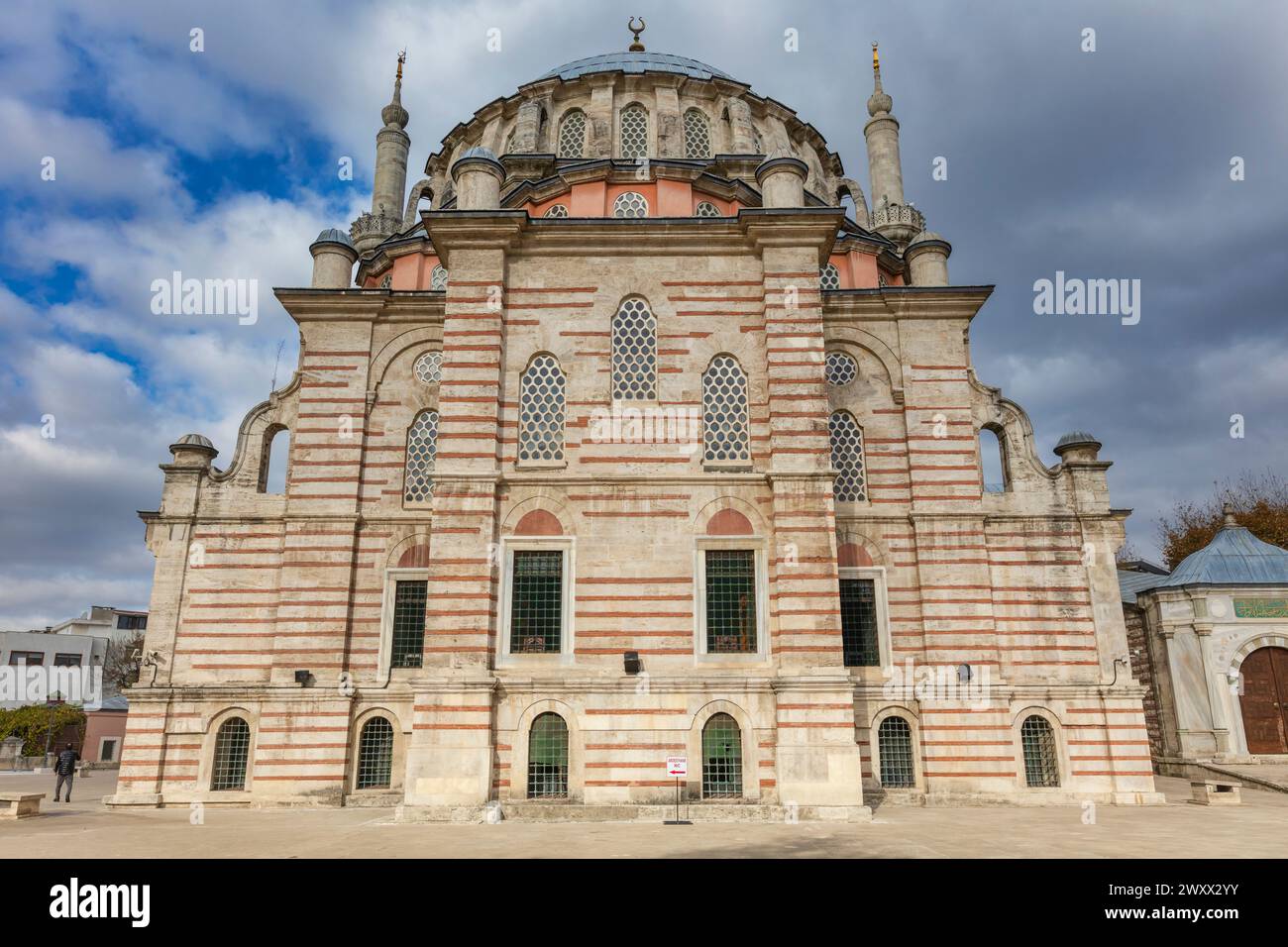 Laleli camii hi-res stock photography and images - Alamy