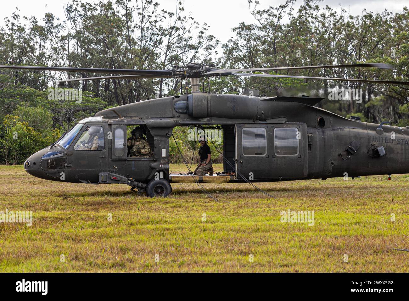Lightning academy air assault school hi-res stock photography and ...