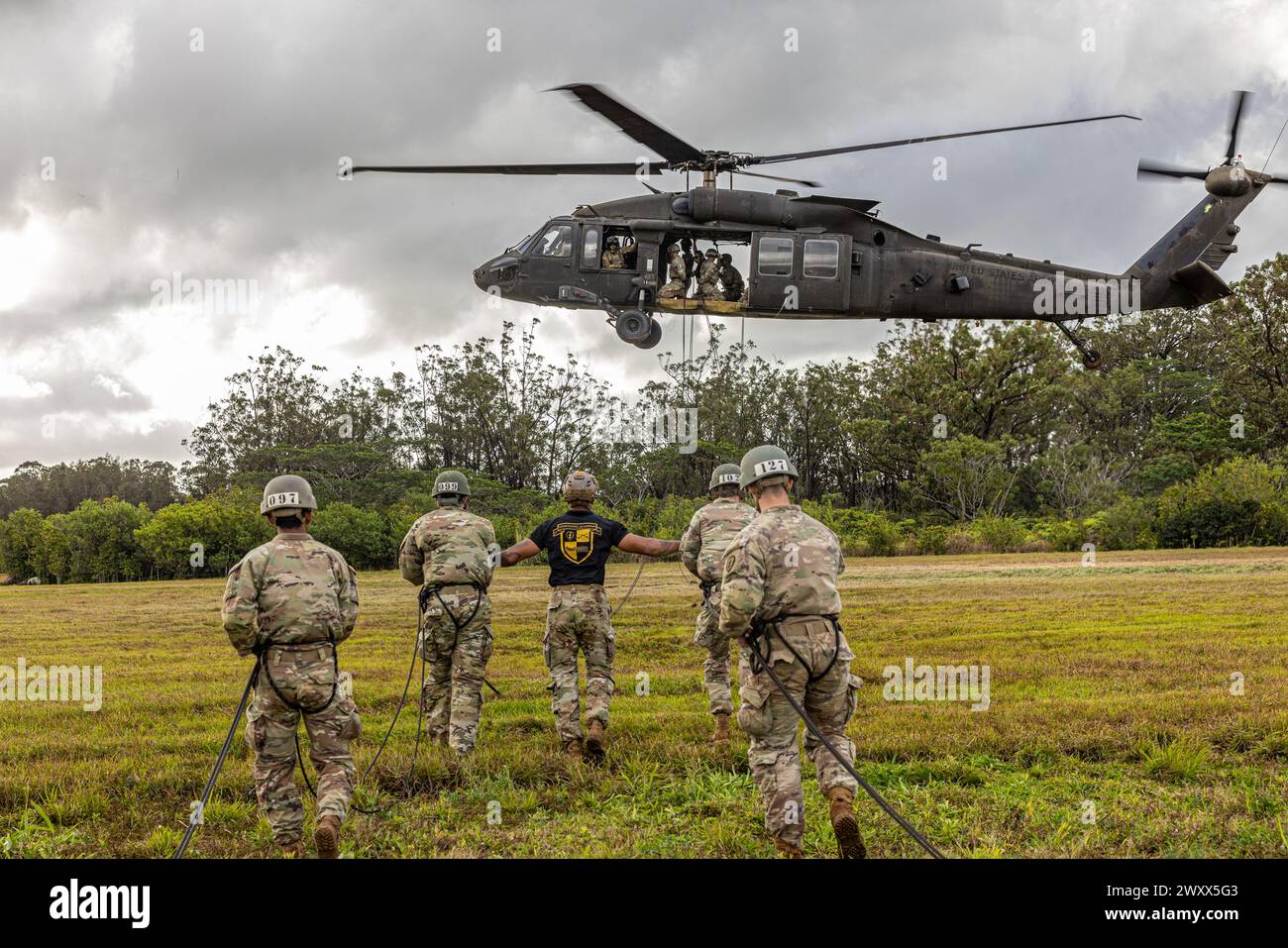 U.S. Army Soldiers from 25th Infantry Division, repel from a UH-60 ...