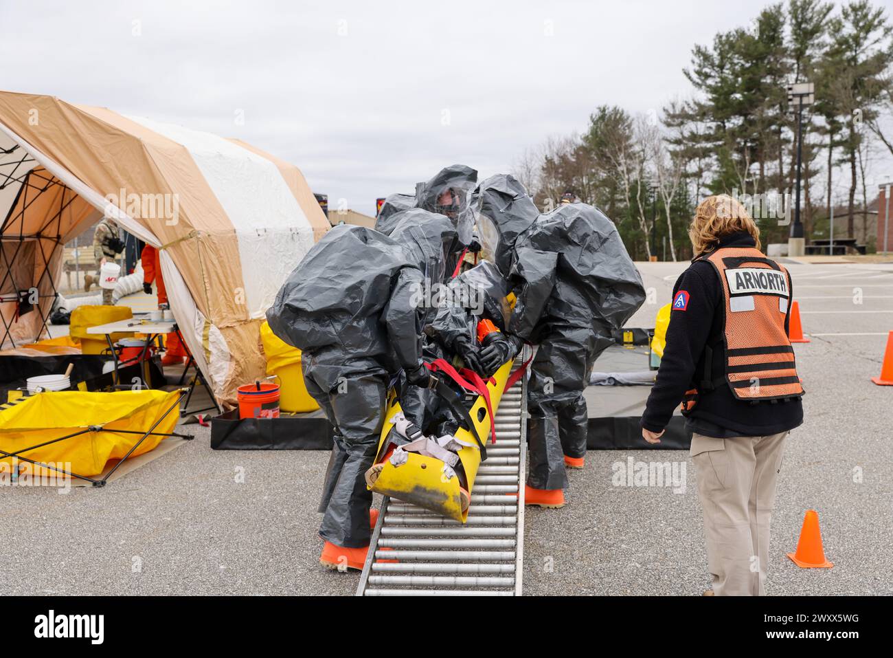 Members of the 12th Civil Support Team, 54th Troop Command, New ...