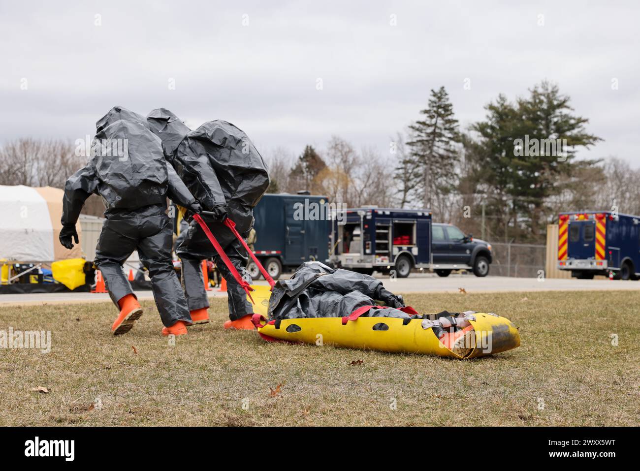 Members of the 12th Civil Support Team, 54th Troop Command, New ...