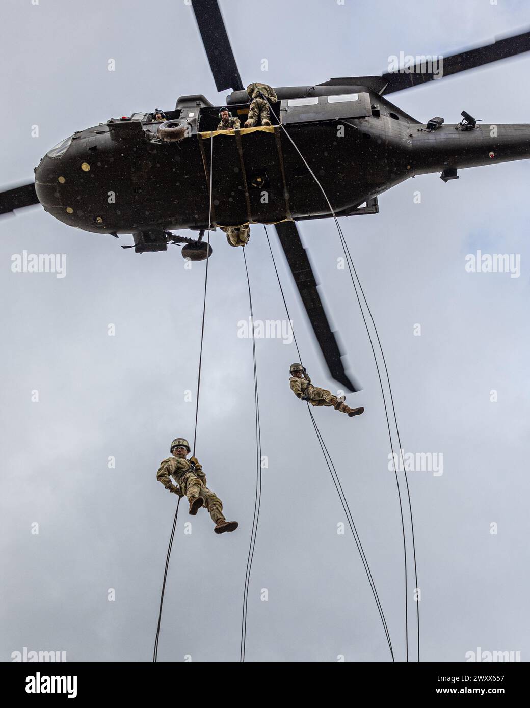 Lightning academy air assault school hi-res stock photography and ...