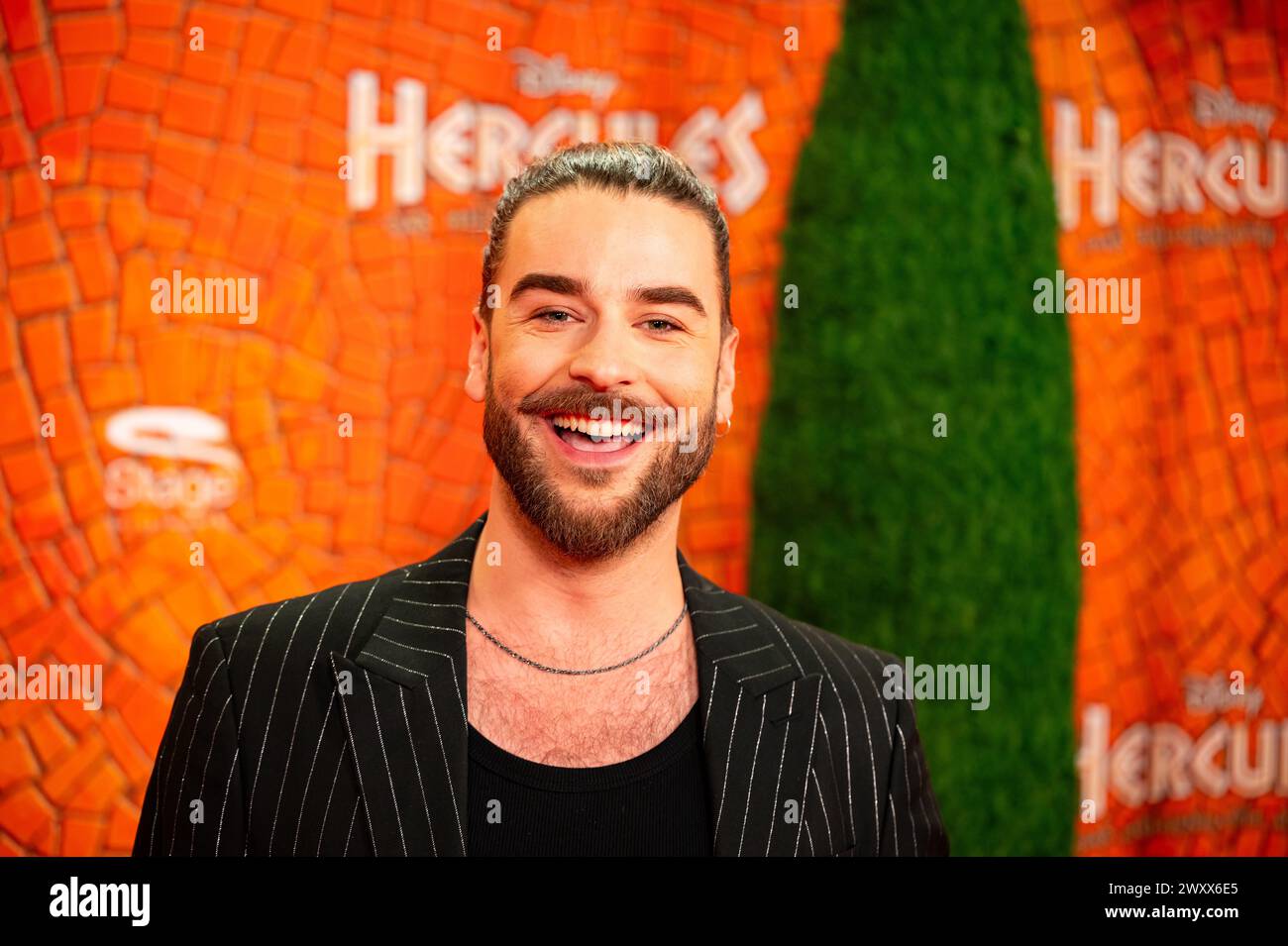 Hamburg, Germany. 24th Mar, 2024. Eric Schroth on the red carpet before ...