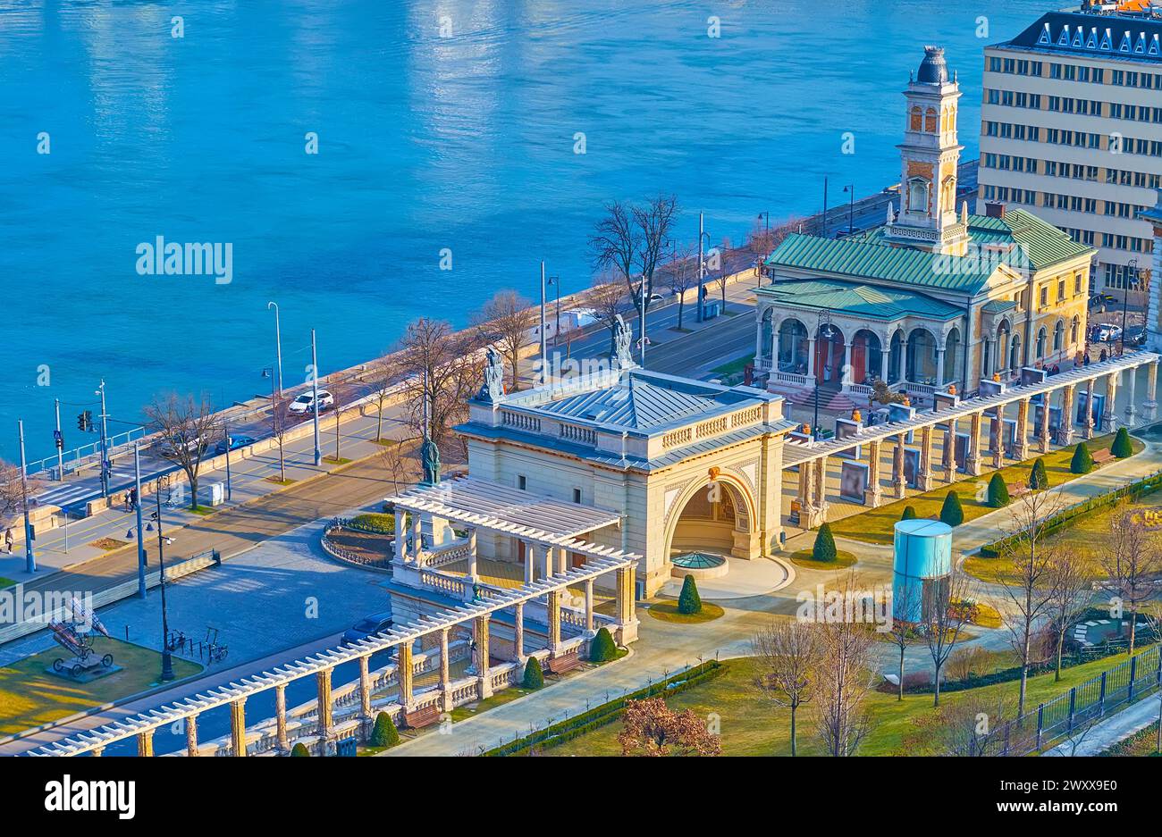 The topiary garden, pavilion and colonnade of Buda Castle Bazaar ...
