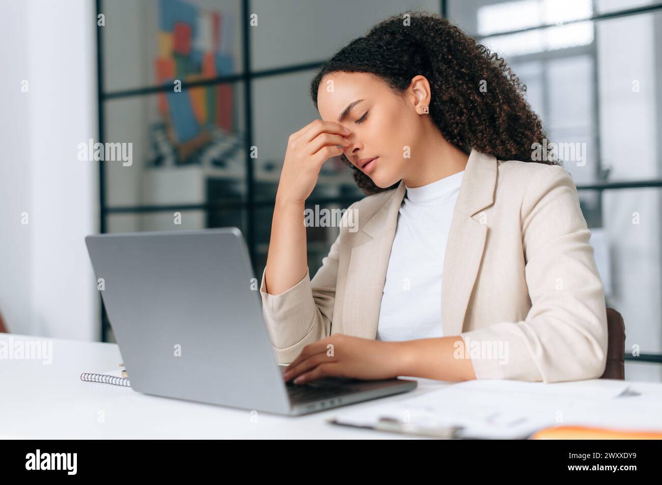 Office assistant stressed african hi-res stock photography and images ...