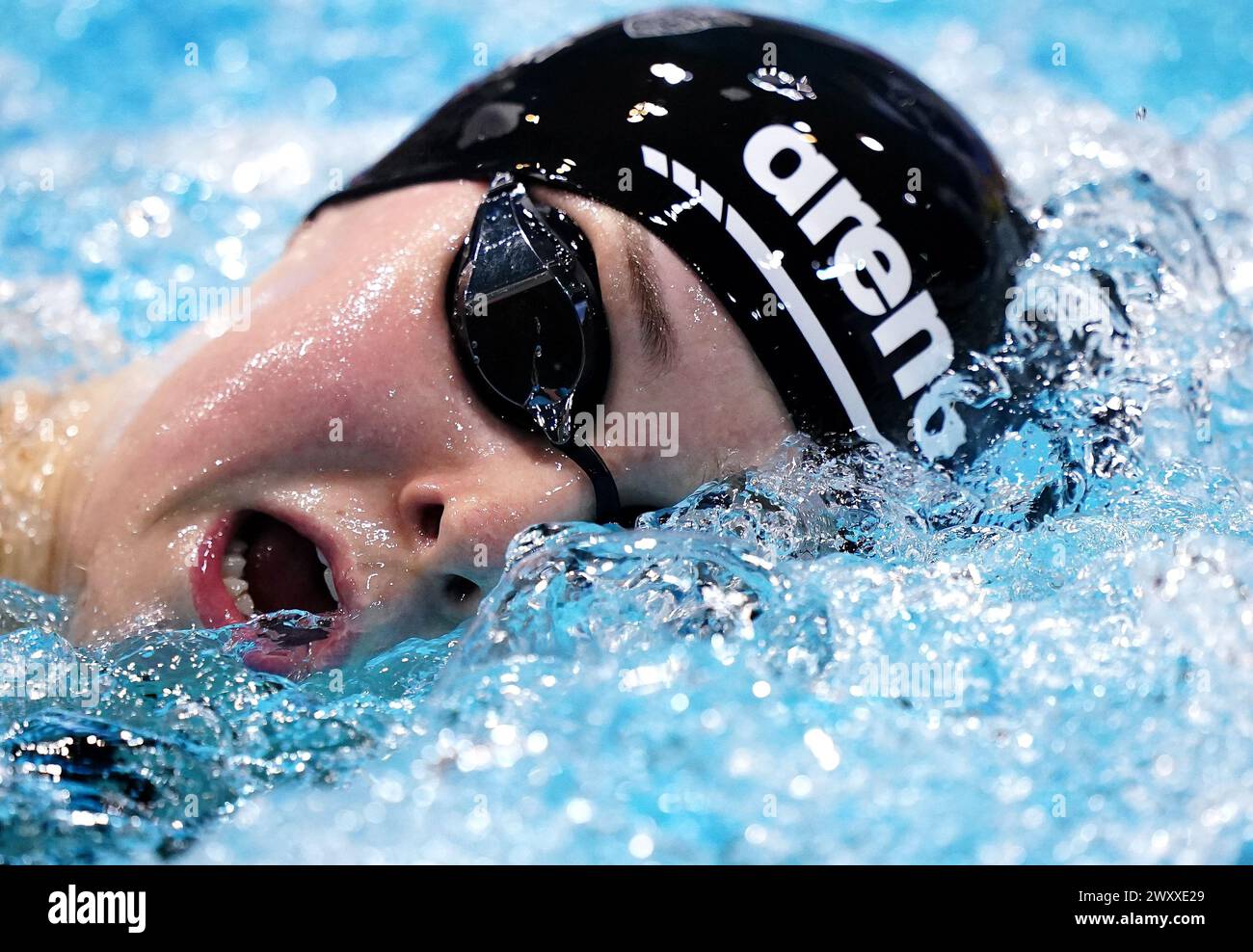 Evelyn Davis in action during the Women's 200m Freestyle B Final on day ...