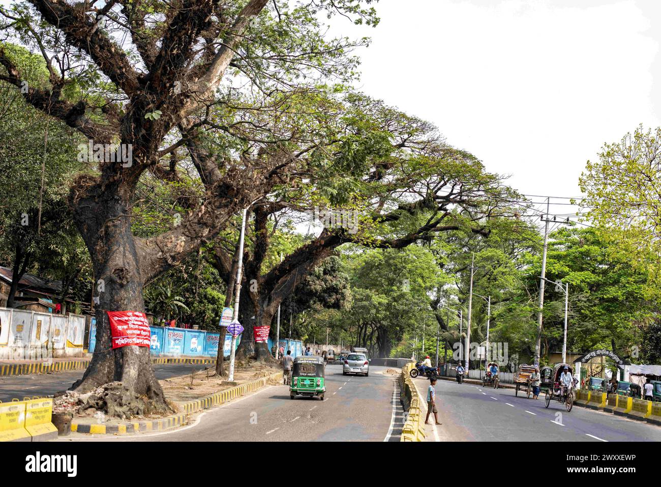 Chittagong elevated expressway ramp hi-res stock photography and images ...