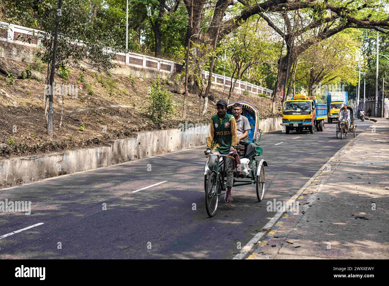 Chittagong elevated expressway ramp hi-res stock photography and images ...