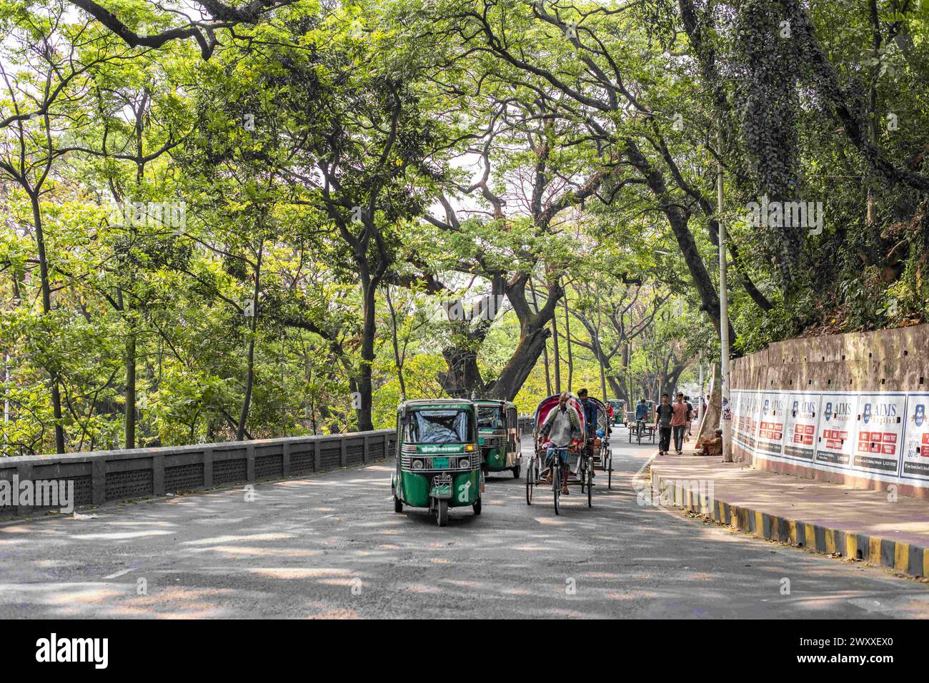 Chittagong elevated expressway ramp hi-res stock photography and images ...