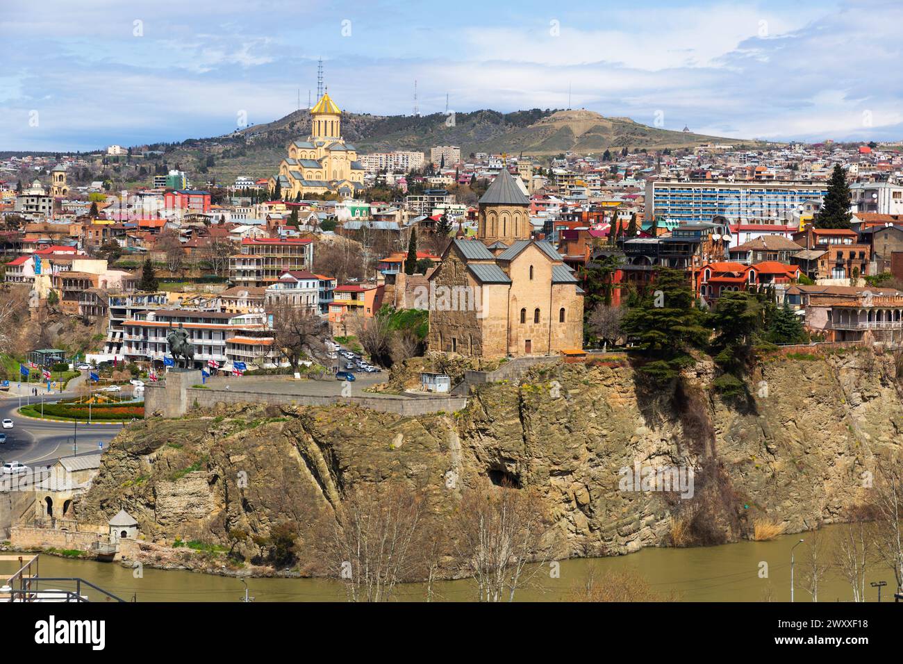 Tbilisi. Panoramic beautiful picture of cityscape Of spring old town ...