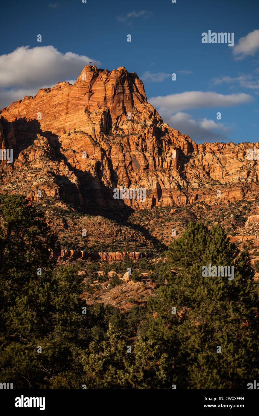 View towards El Capitan mountain in Hildale, Utah Stock Photo - Alamy
