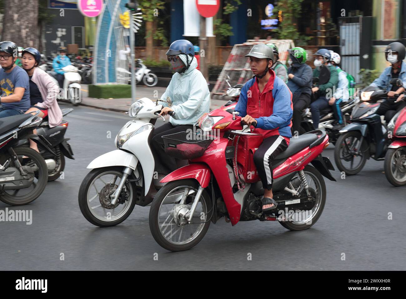 Saigon scooters hi-res stock photography and images - Alamy