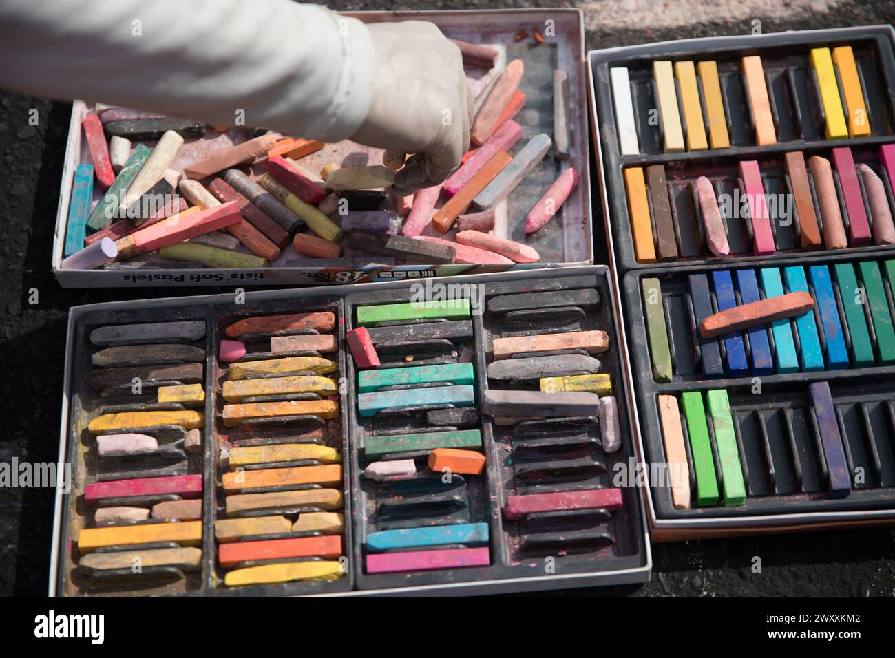 Chalk art hi-res stock photography and images - Alamy