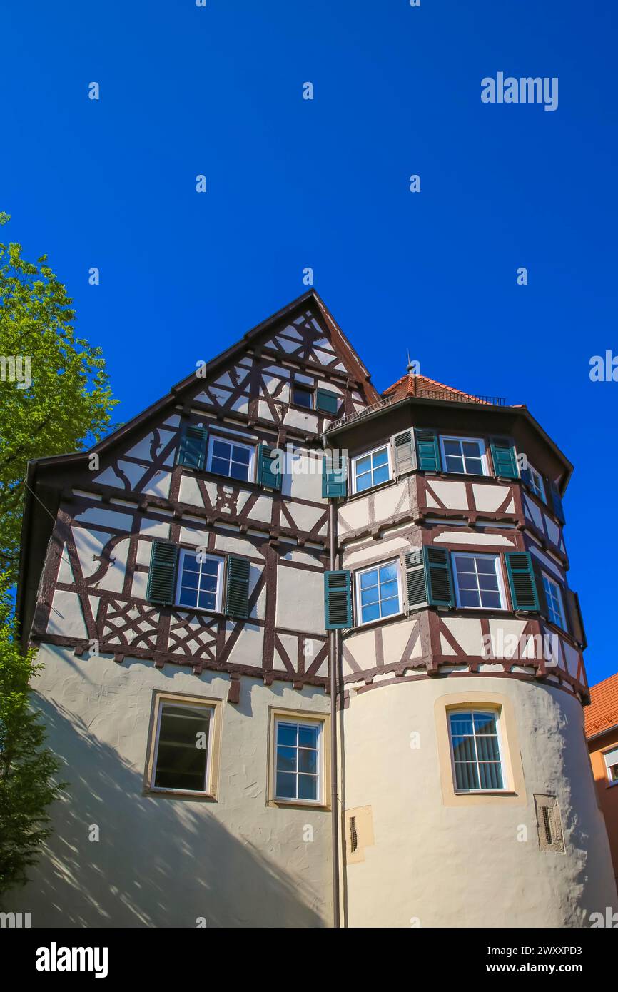 Building ensemble Muensingen Castle, today's vehicle registration ...