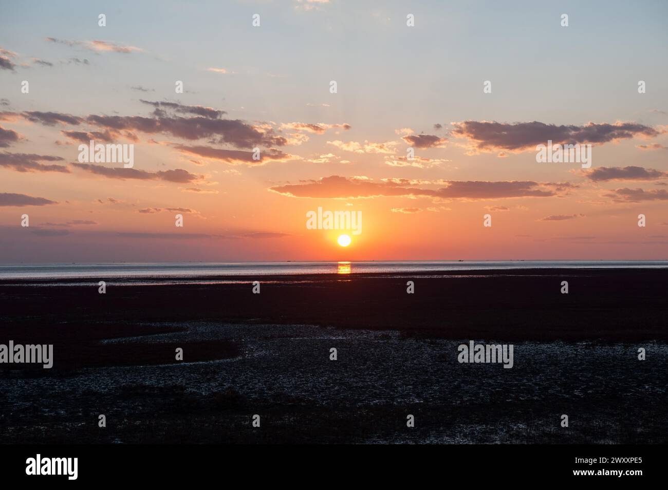 China red beach hi-res stock photography and images - Alamy