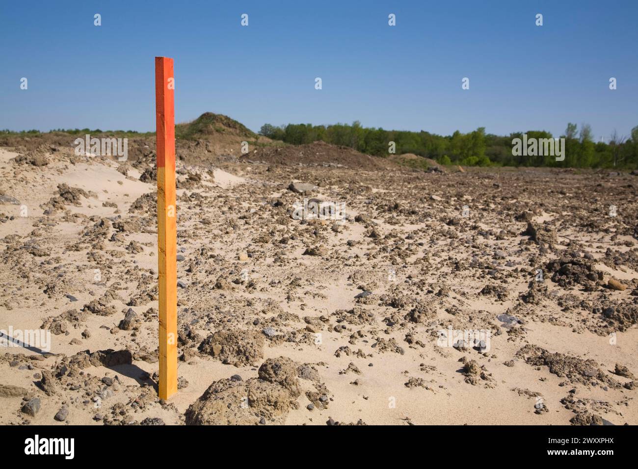 Surveyor's stake hi-res stock photography and images - Alamy