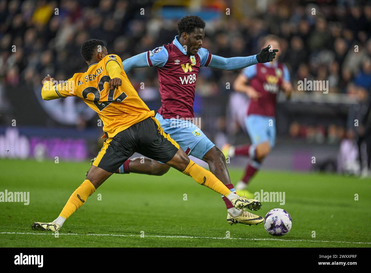 David datro fofana burnley 2024 hi-res stock photography and images - Alamy