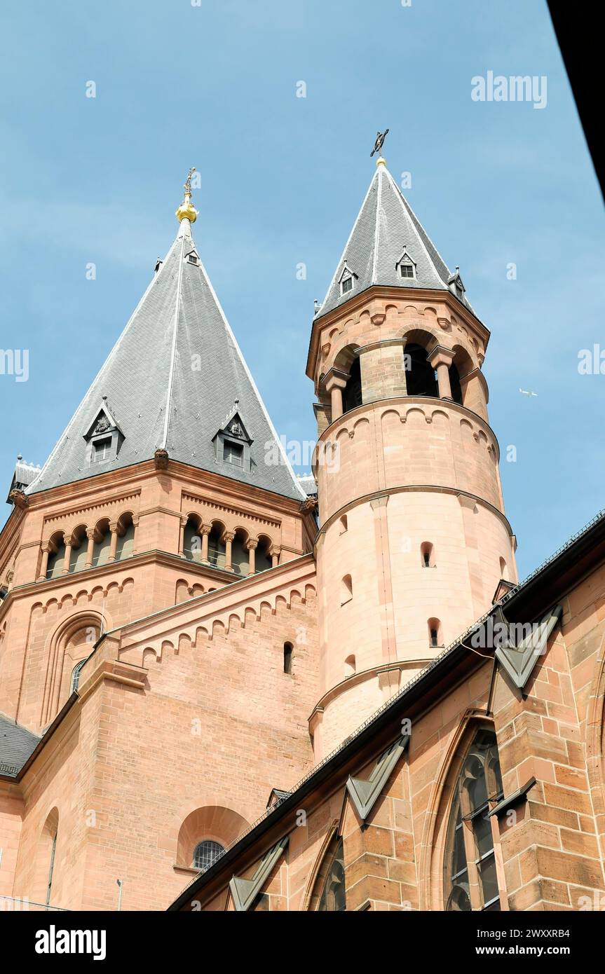 The High Cathedral of Mainz, exterior view of Gothic church towers ...