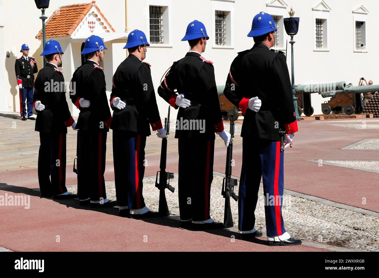 Changing of the Princely Guard at 12 o'clock in front of the Prince's ...