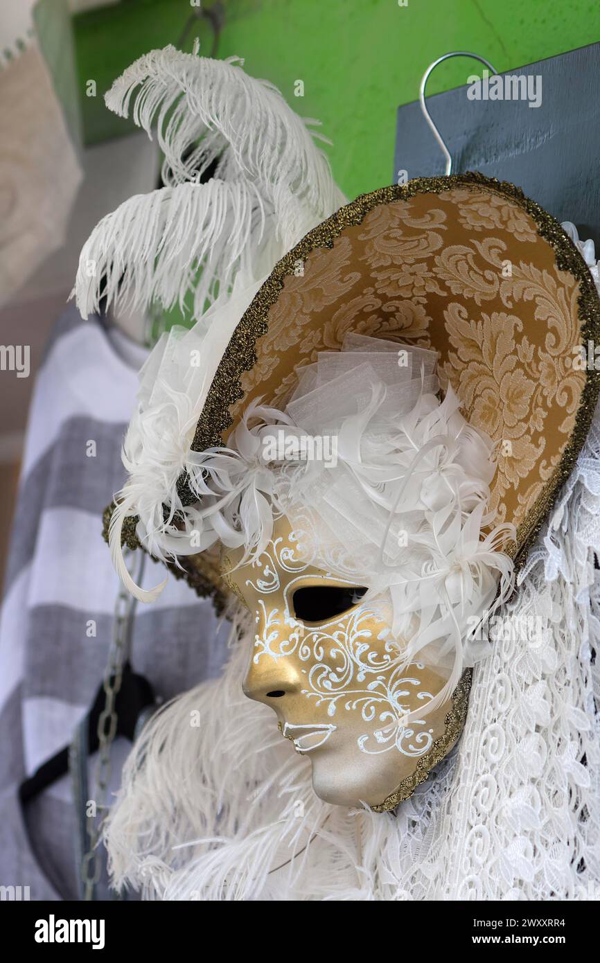 Mask window hi-res stock photography and images - Alamy