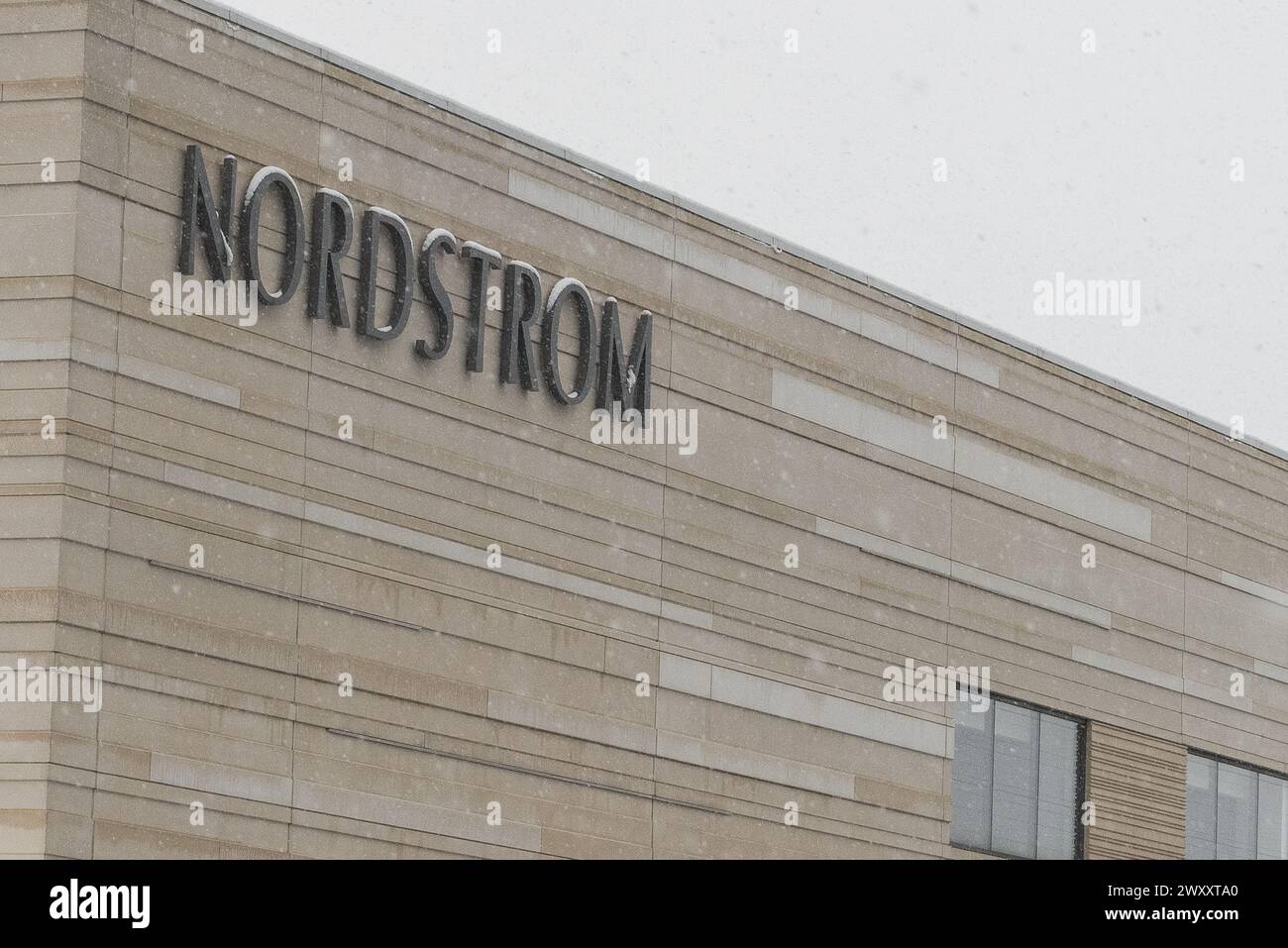 Nordstrom logo sign signage hi-res stock photography and images - Alamy