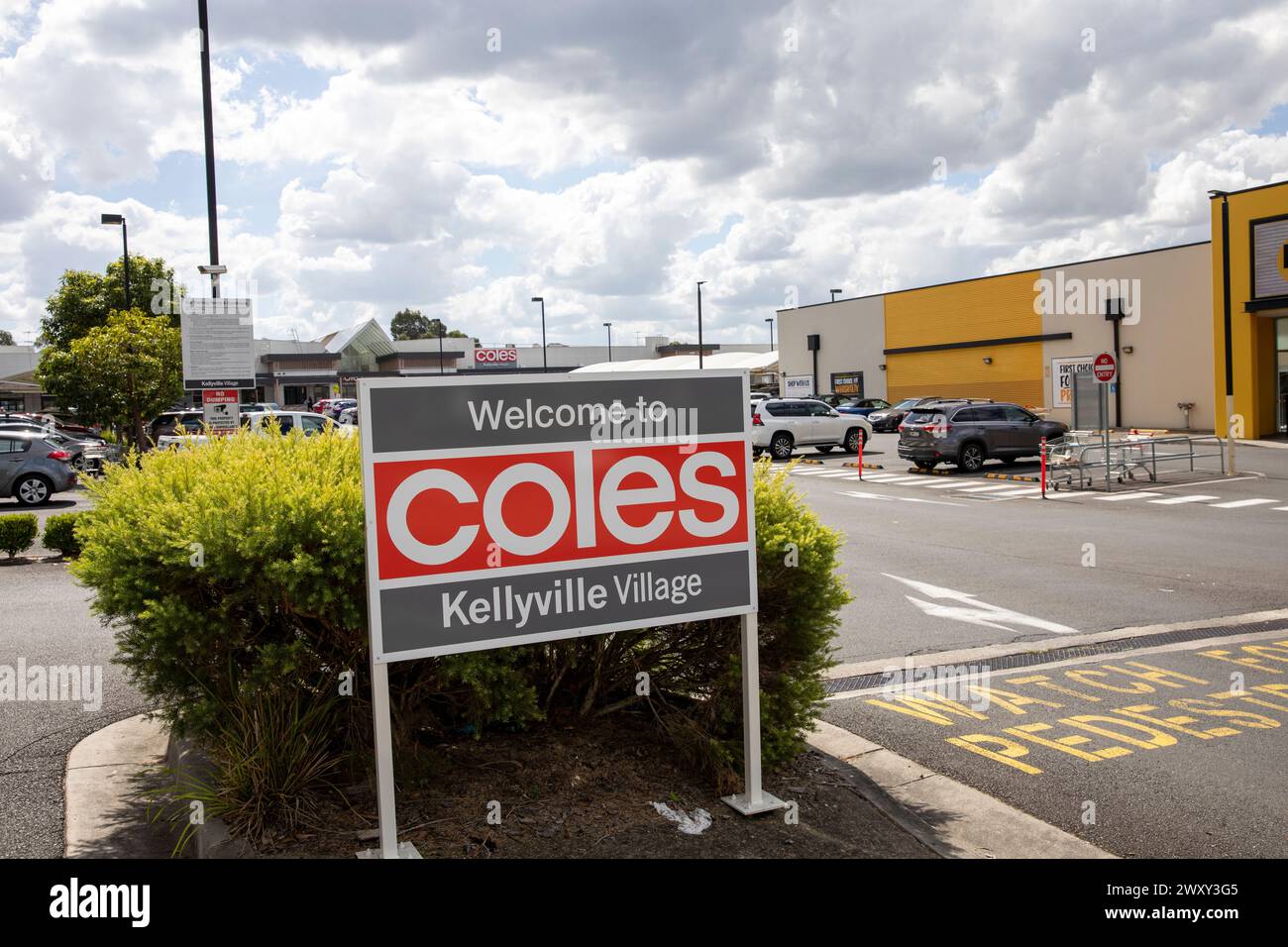 Kellyville village hi-res stock photography and images - Alamy