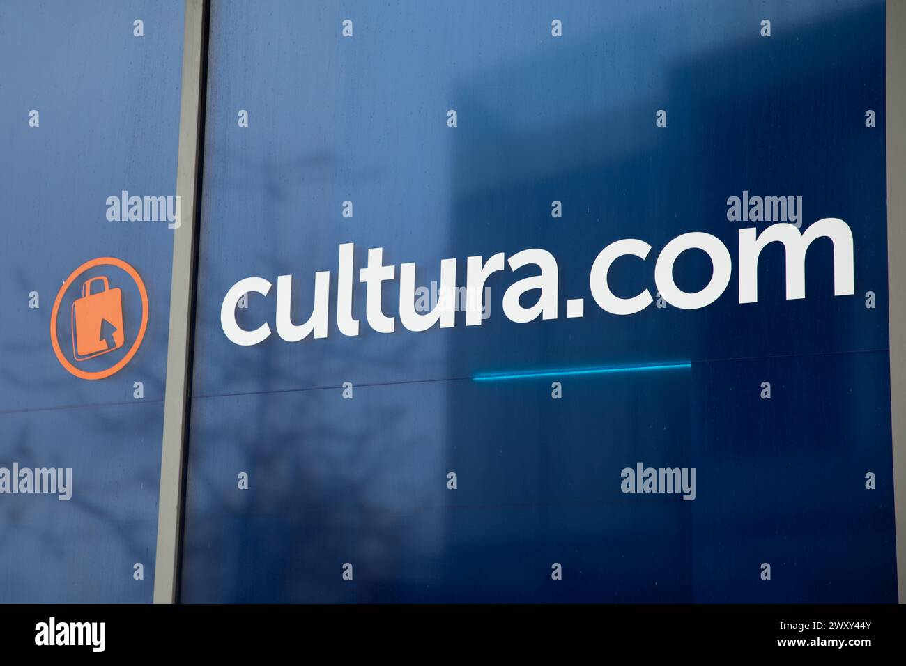Bordeaux , France - 03 26 2024 : cultura logo brand chain and sign text ...