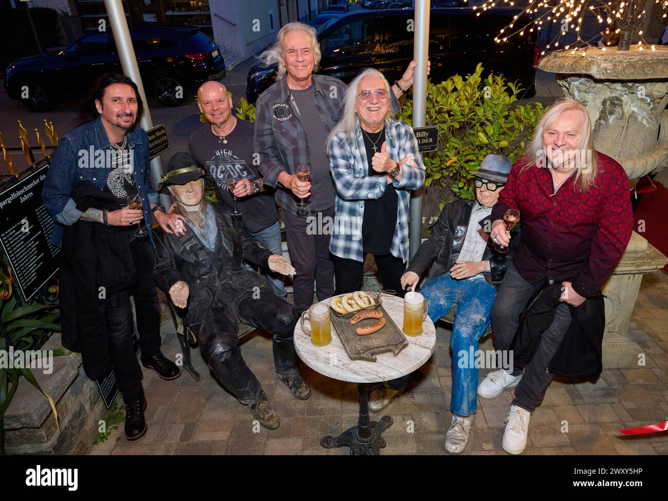 URIAH HEEP ( Bernie Shaw, Mick Box, Davey Rimmer, Russell Gilbrook ...