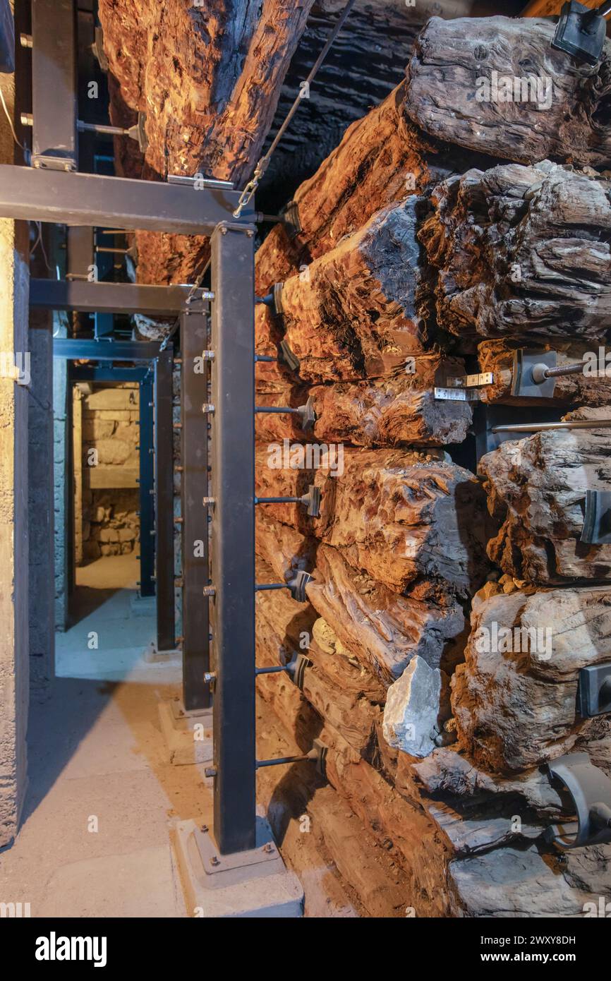 King midas tomb hi-res stock photography and images - Alamy